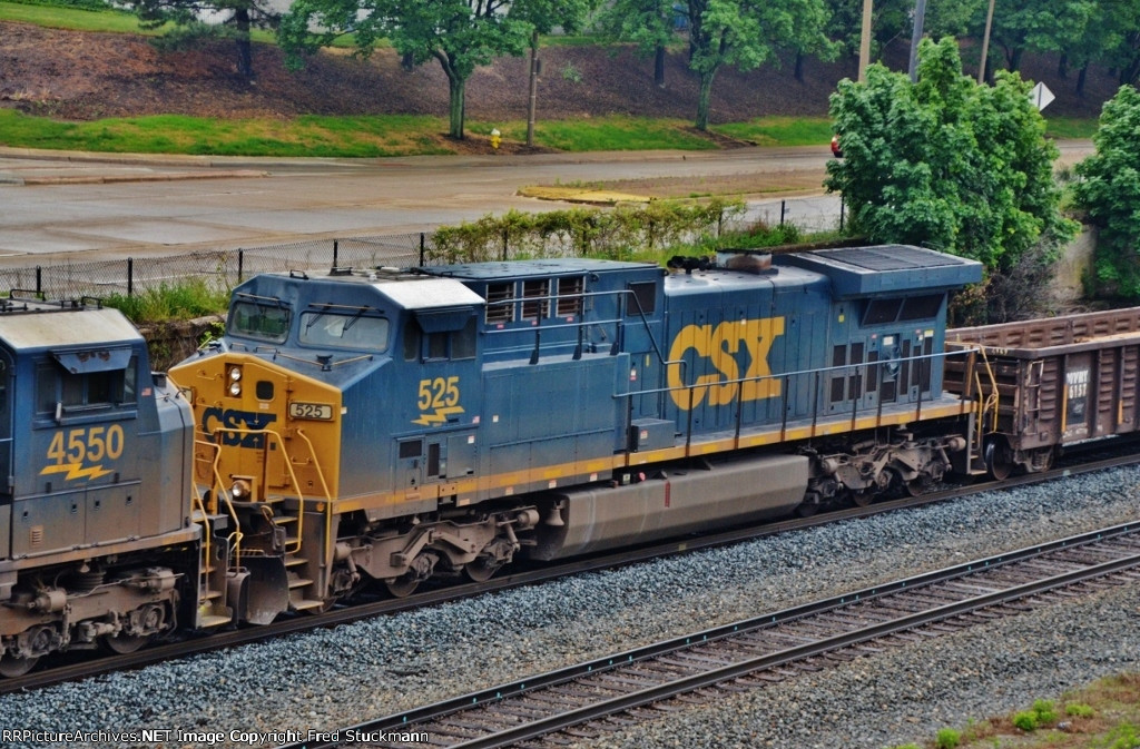 CSX 525